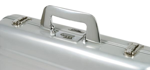 ZERO Halliburton Special Edition Q4-PS | Bond Lifestyle