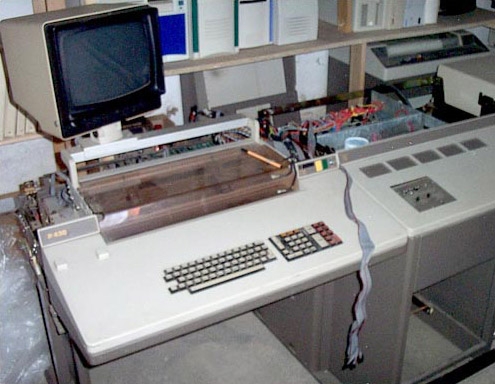 Philips P330, P430 and P5003 computers | Bond Lifestyle