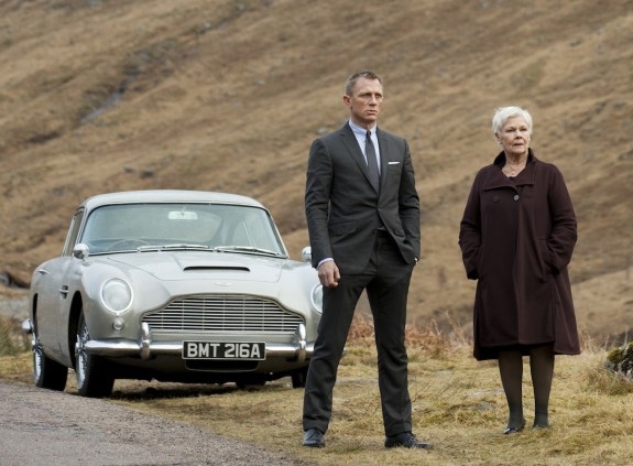 Aston Martin DB5 | Bond Lifestyle