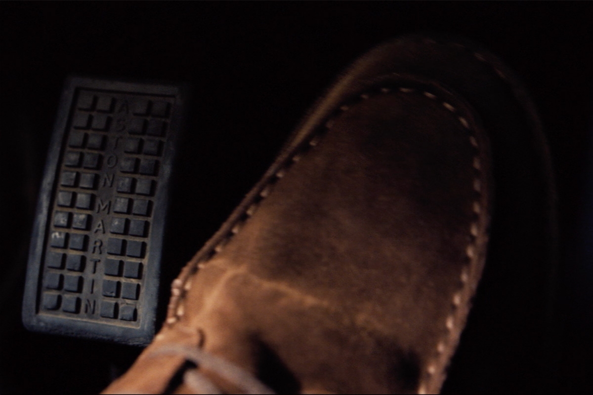 Drake's Crosby Moc-Toe Chukka Boot Dark Brown Suede | Bond Lifestyle