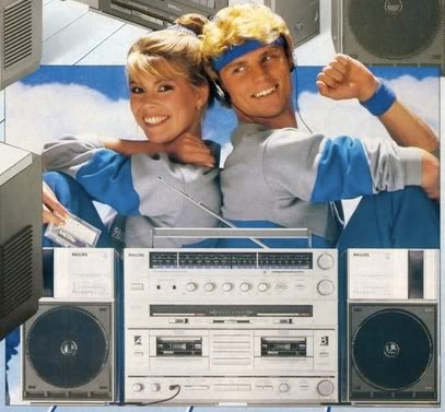 Philips D8734 Boombox | Bond Lifestyle