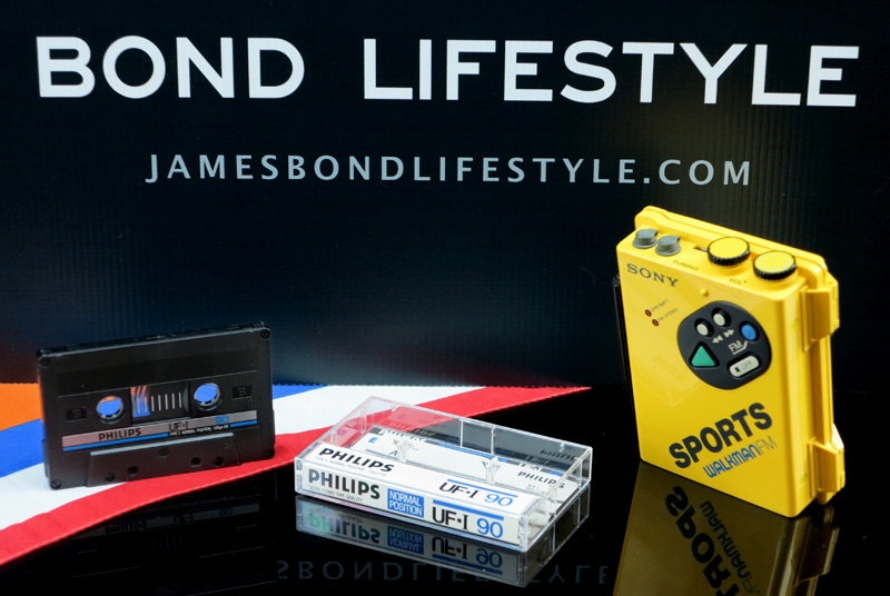 Philips D8734 Boombox | Bond Lifestyle