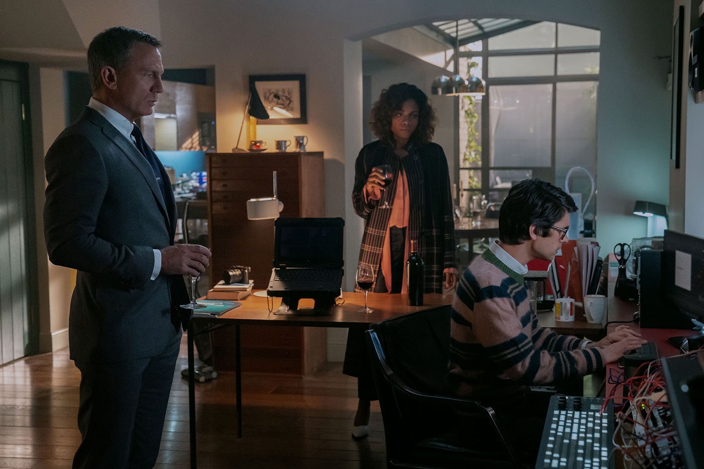 Q's House, 42 Roupell St, London | Bond Lifestyle