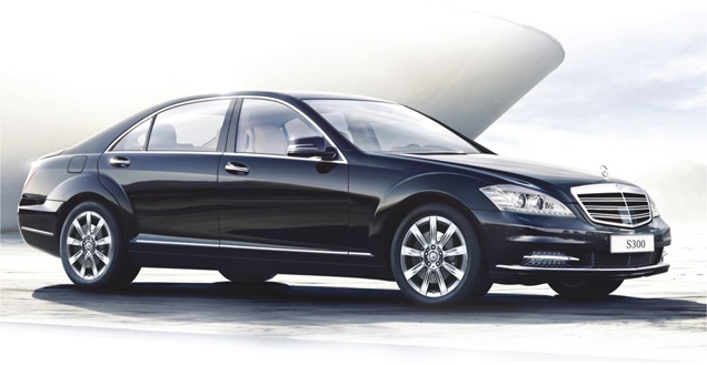 Mercedes-Benz S 300 | Bond Lifestyle